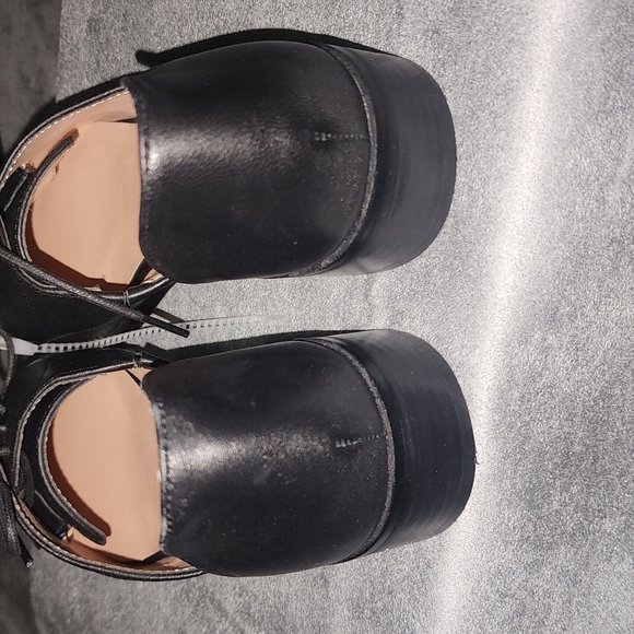 Chelsea & Violet | Shoes | Chelsea Violet Tayla Leather Dorsay Oxfords ...